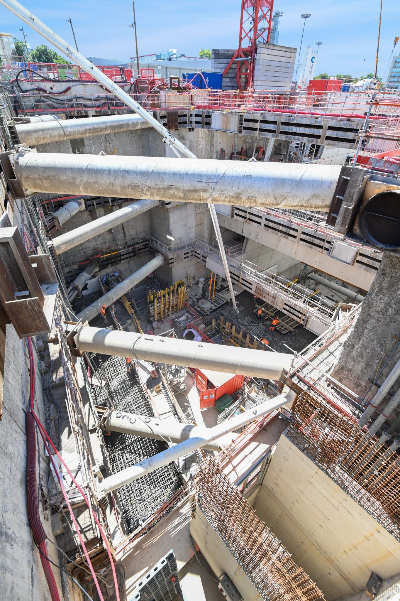 Les travaux d'été 2022 à Porte Maillot en image - EOLE - RER E